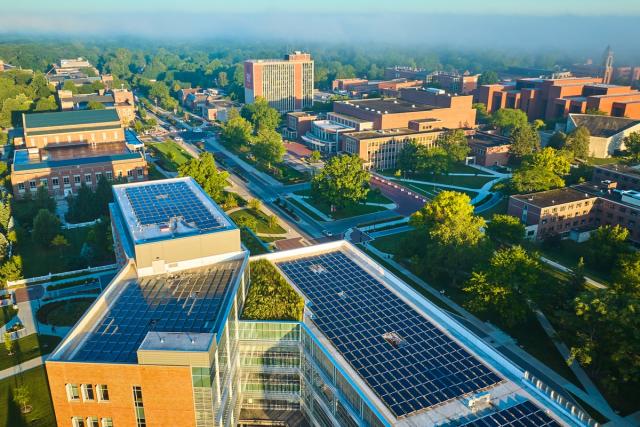 Cum pot deveni primăriile modele de sustenabilitate - De la consumator ...