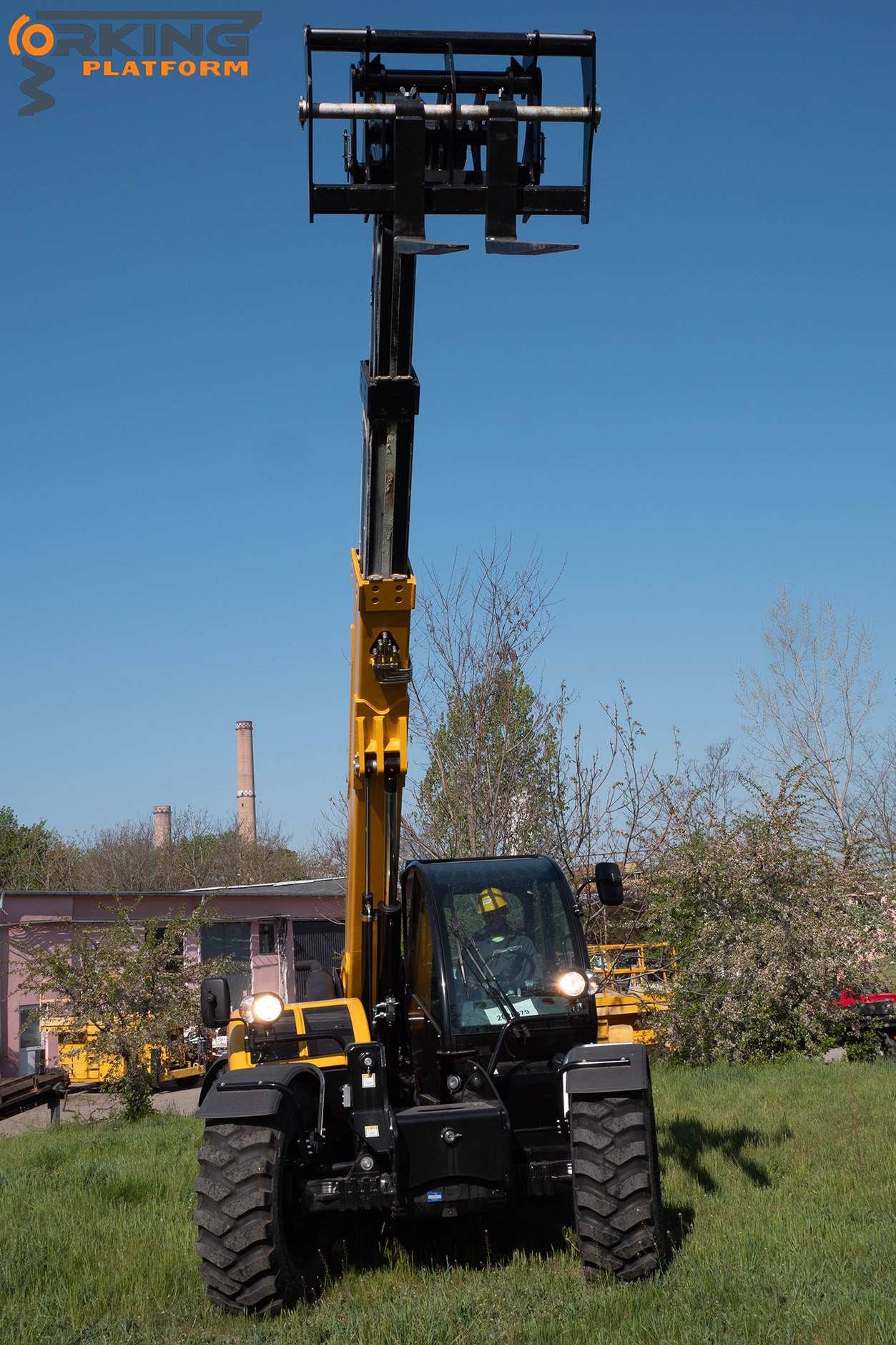 Telehandler HTL 3510 | WORKING PLATFORM SRL | Ghidul Primariilor